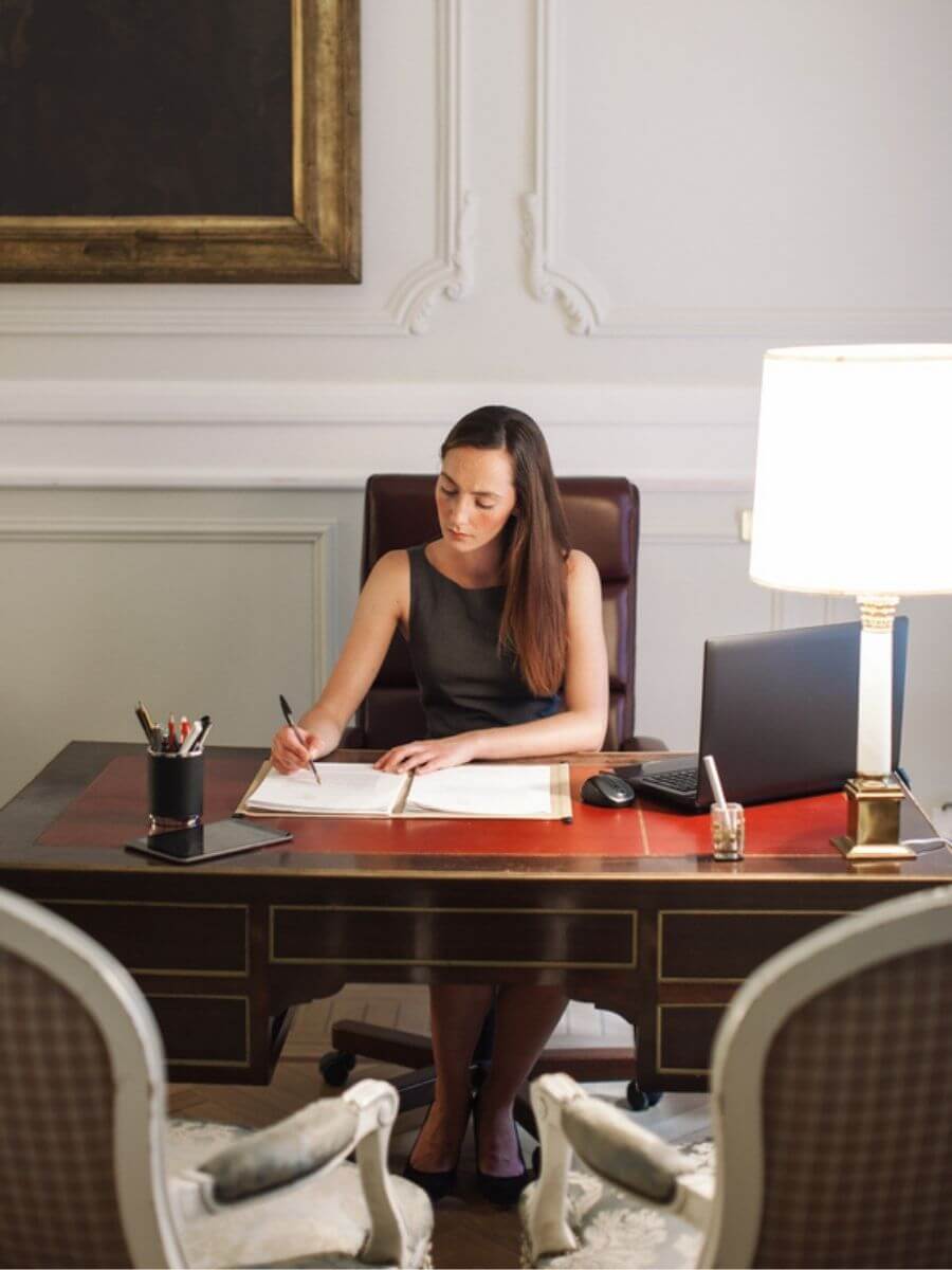 THIS is what someone with a trauma history looks like.